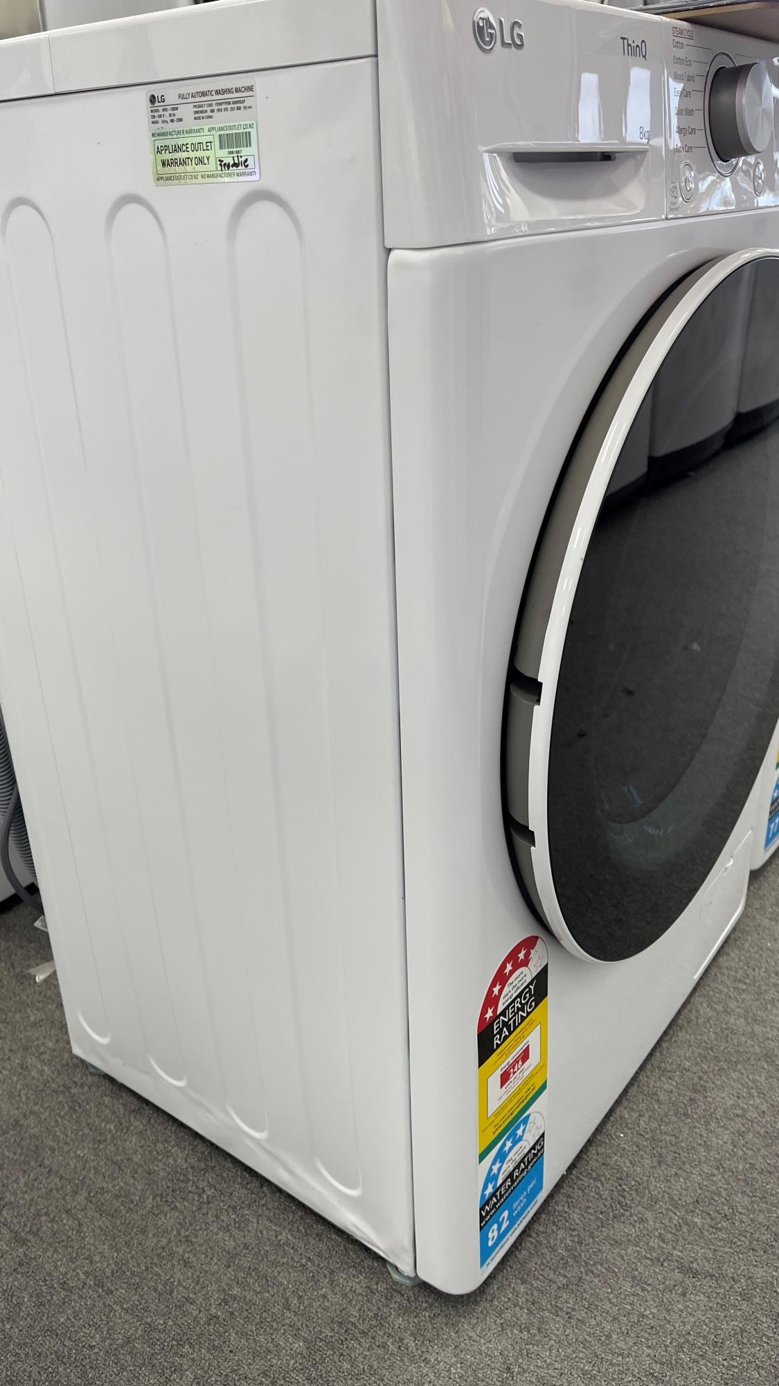 LG 8kg Front Load Washing Machine with Steam - Appliance Outlet